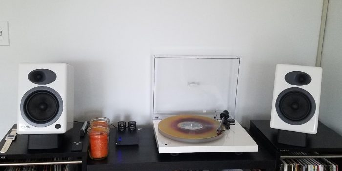 How to Make Turntable Sound Louder [Without Quality Loss]