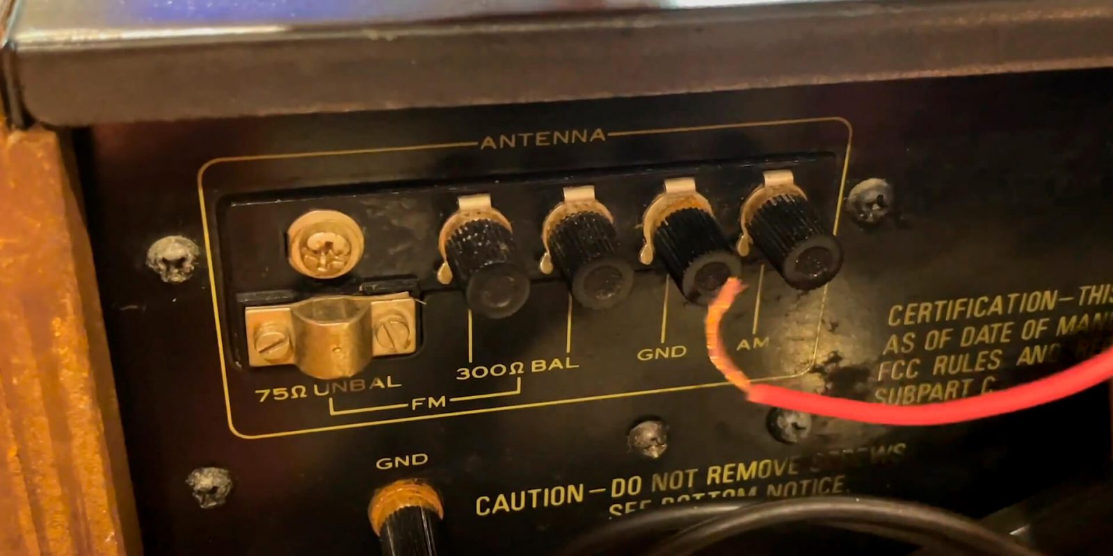 How do You Fix a Ground Loop [3 Simple Solutions]